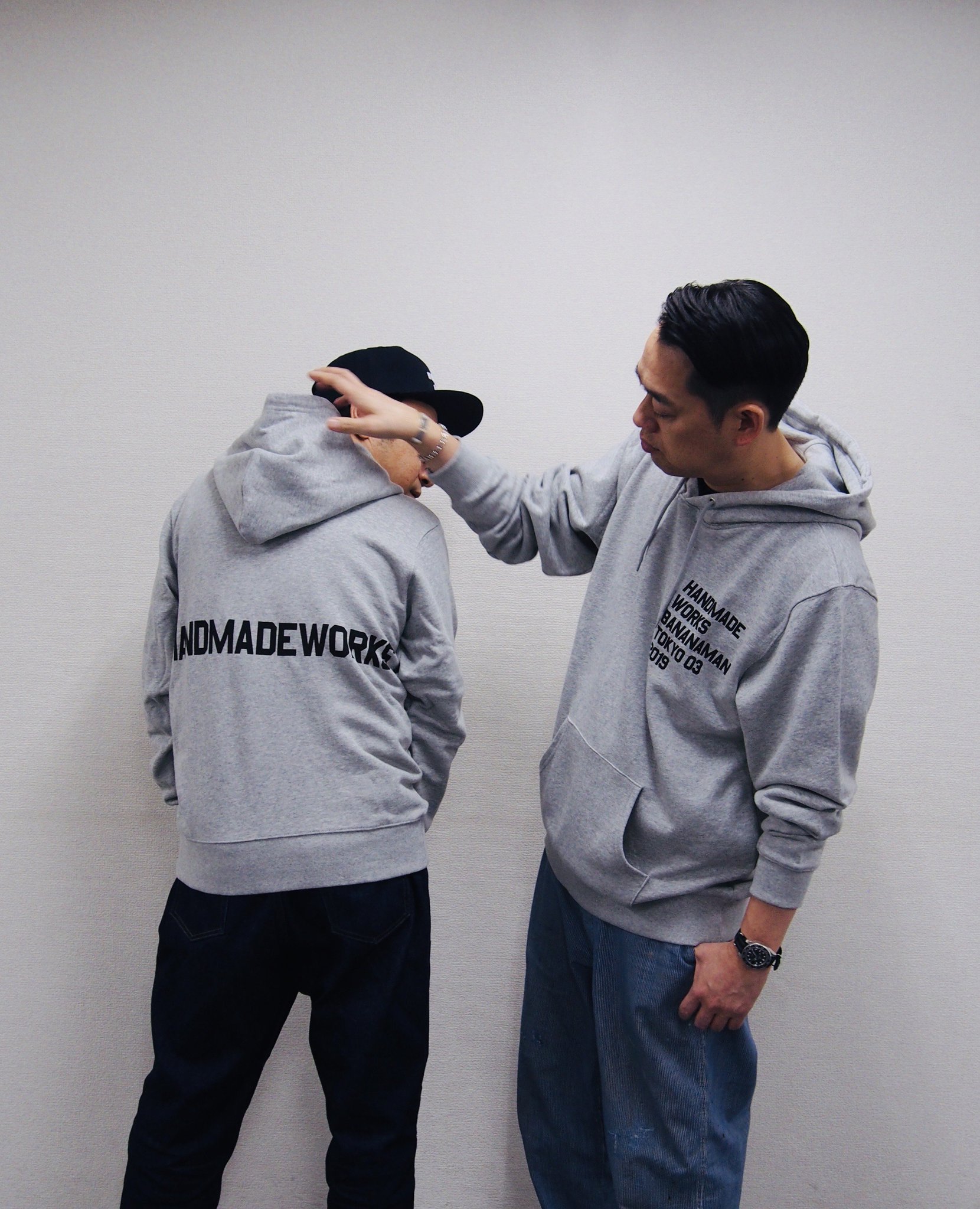 STELLA CASTING on Twitter: "オフィシャルグッズ 本人着用写真公開3！ ライブビューイング会場ではチケットをお持ちでない方もご購入頂けます！ 詳しくはこちらをご覧 ...