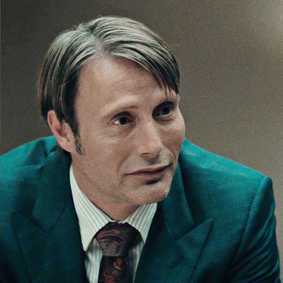 Mads Mikkelsen Smile