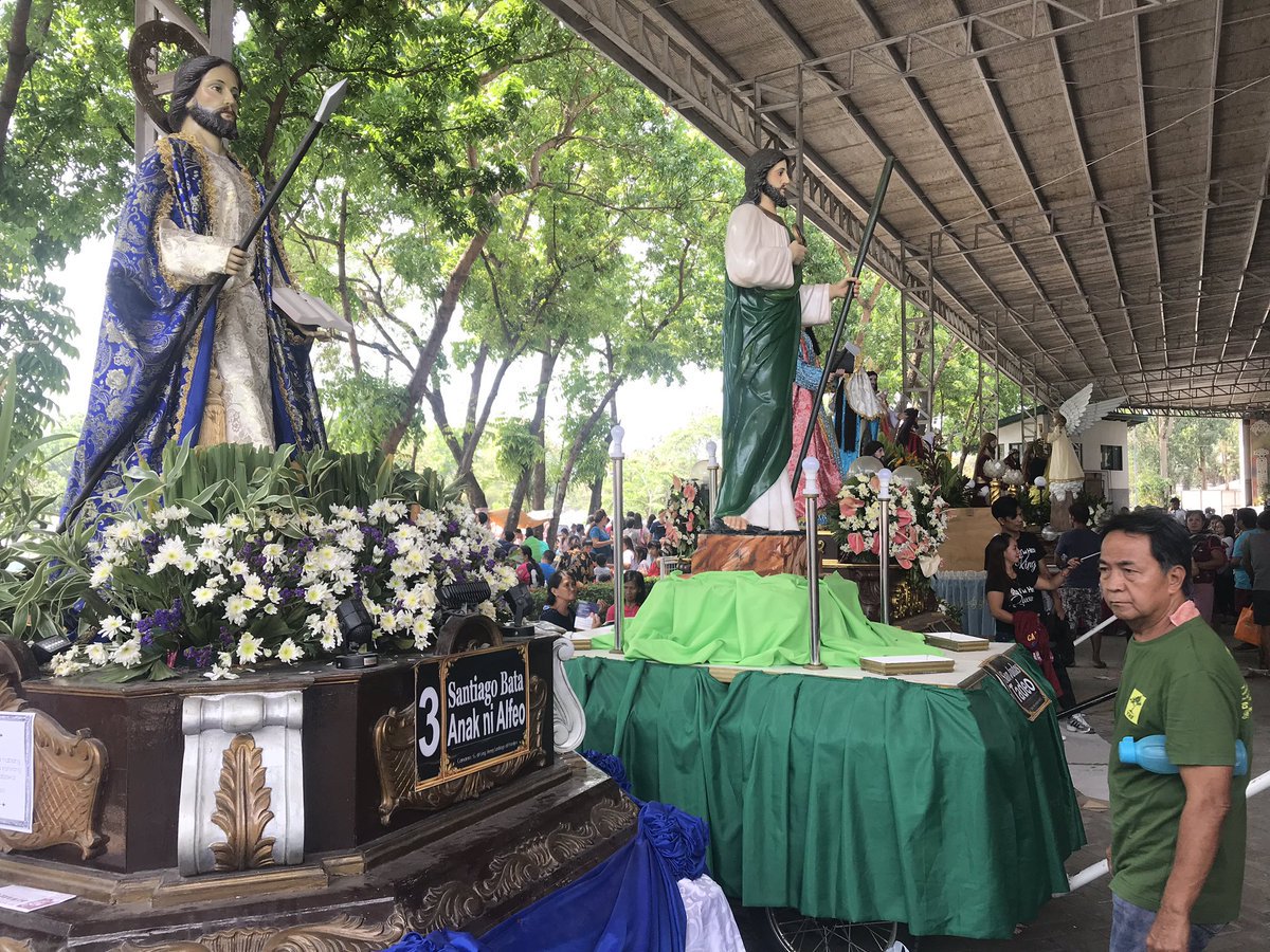Inihahanda na ang mga karo ng santo sa National Shrine of Divine Mercy ... Inihahanda na ang mga karo ng santo sa National Shrine of Divine Mercy ...