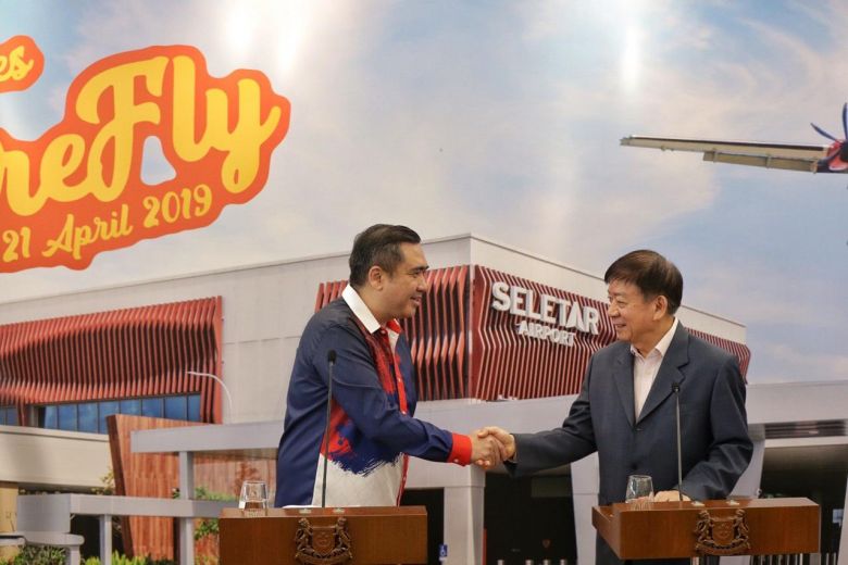 Firefly lands in Seletar Airport, new GPS-based procedures to be rolled ...