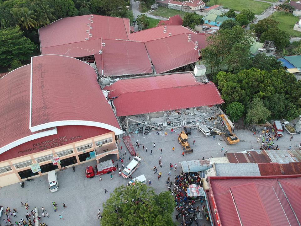 LOOK: Drone shot ng pinsala sa Chuzon Supermarket sa Porac, Pampanga na ...