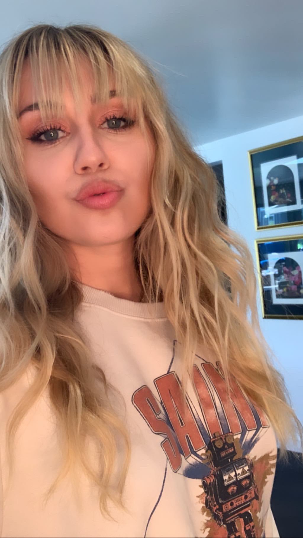 Miley Cyrus Lang Haar Pony