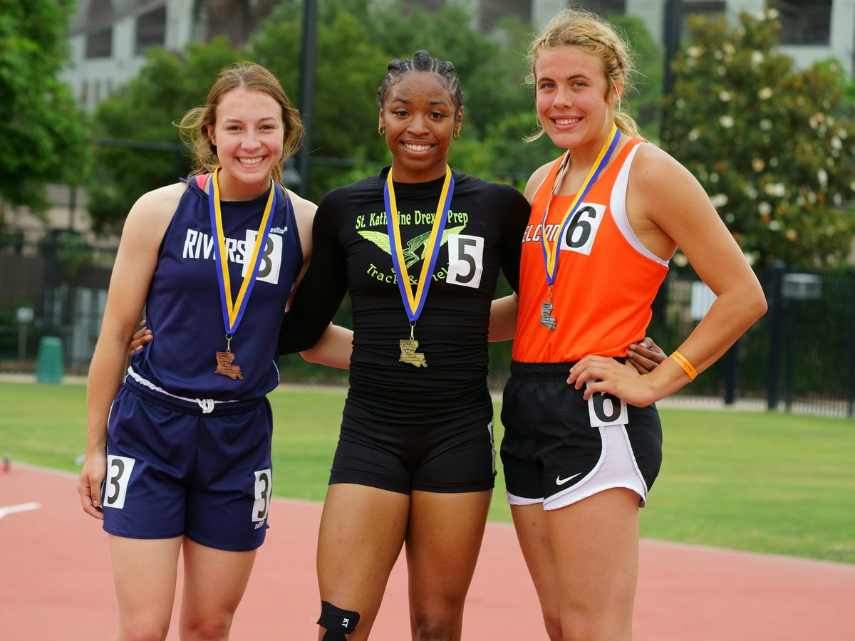 Sha’Carri Richardson -First EVER U20 to go sub 11 in 100 and sub 22.4 ...