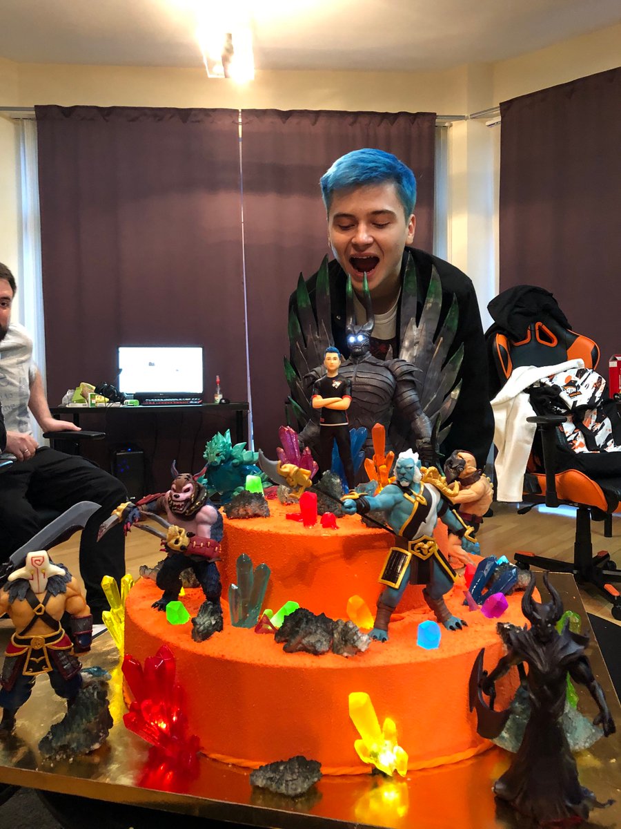 Ramzes's birthday cake : r/DotA2
