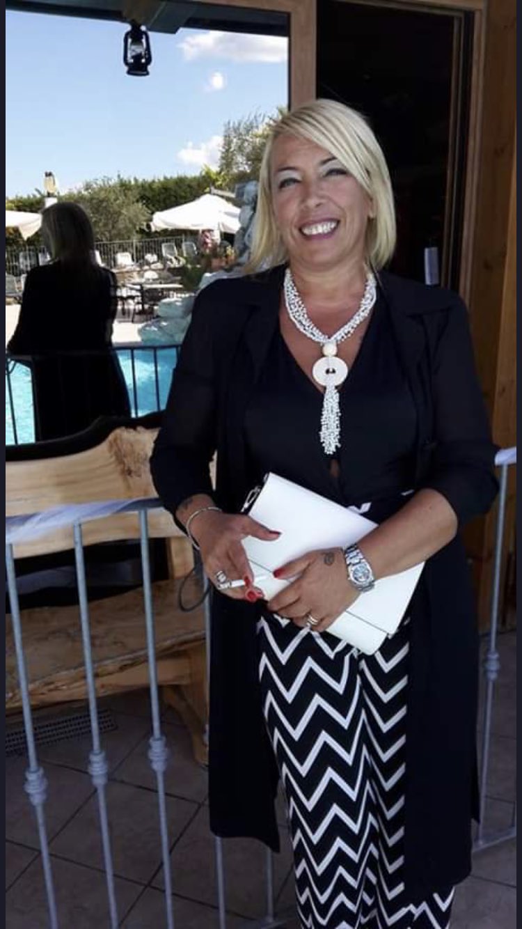 Debora_Smoking on Twitter: "#smoking #smokinggirl #sexysmoker #smoker # ...