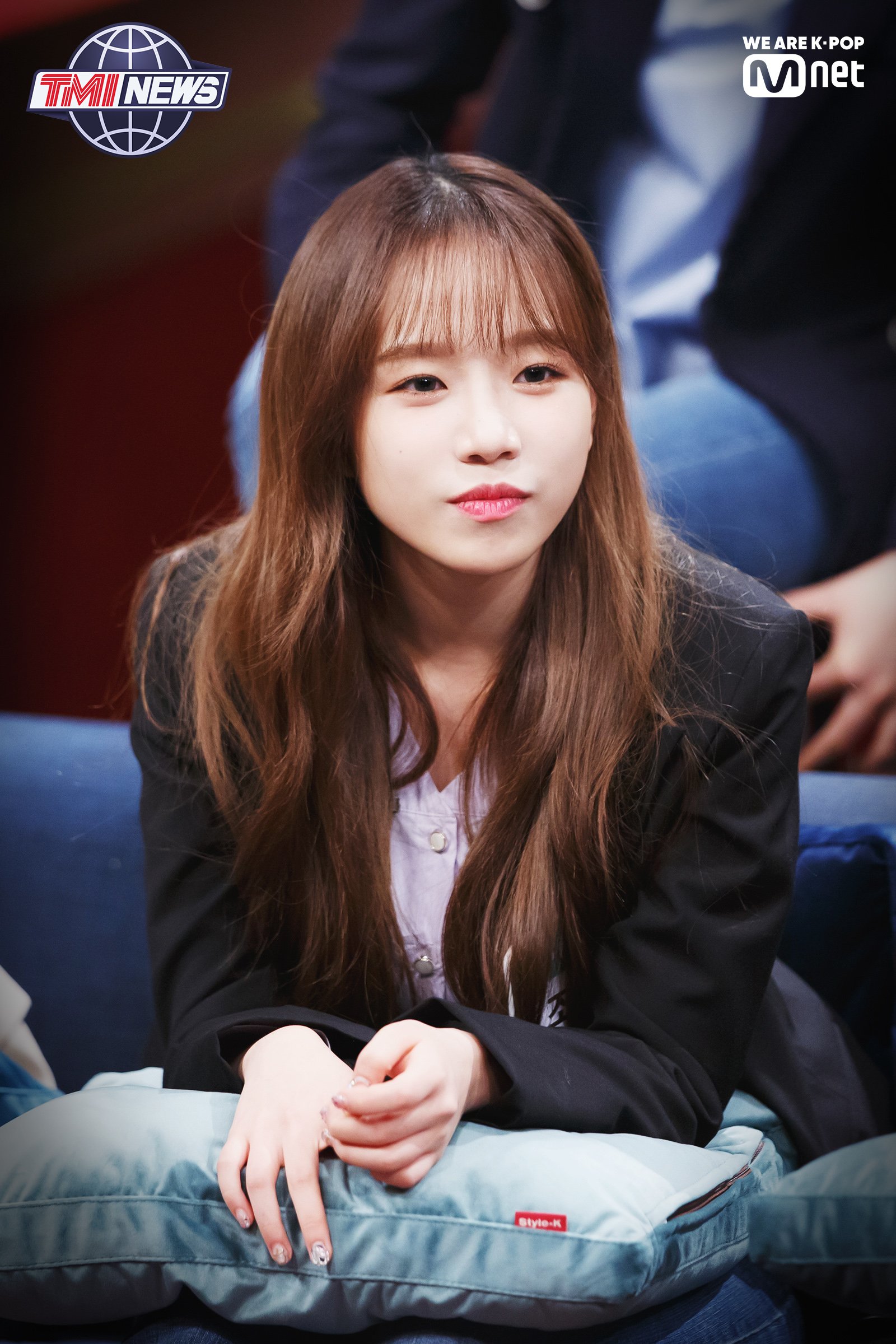 Mnet on Twitter: "TMI NEWS 1화 l 아이즈원 TMI 비하인드 아이돌 버라이어티 뉴스 토크쇼 TMI NEWS 매주(목) 저녁 8시 #Mnet #TMI ...