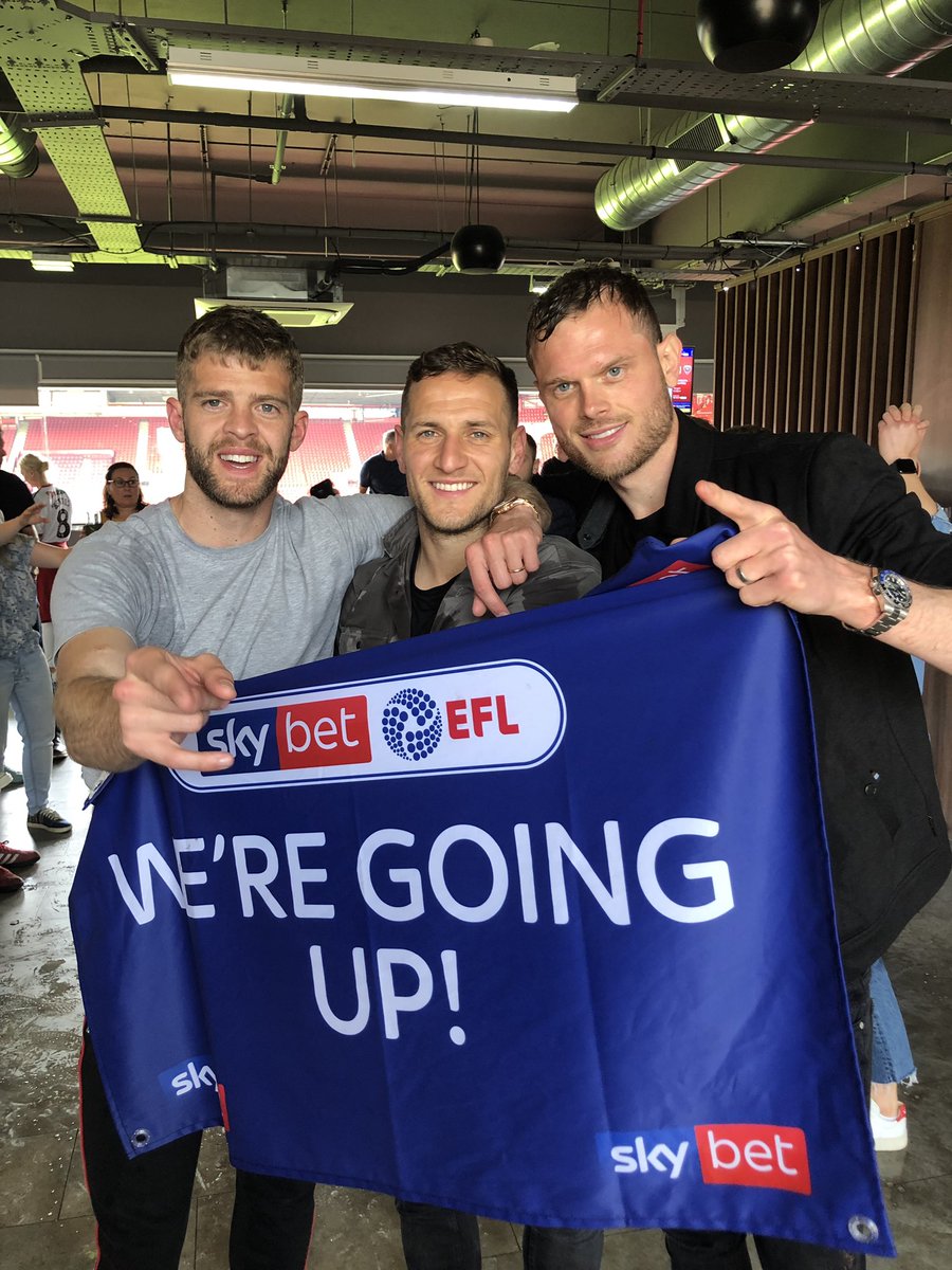 152 best Twitter @sufc_tweets images on Pholder | Your Golden Glove ...