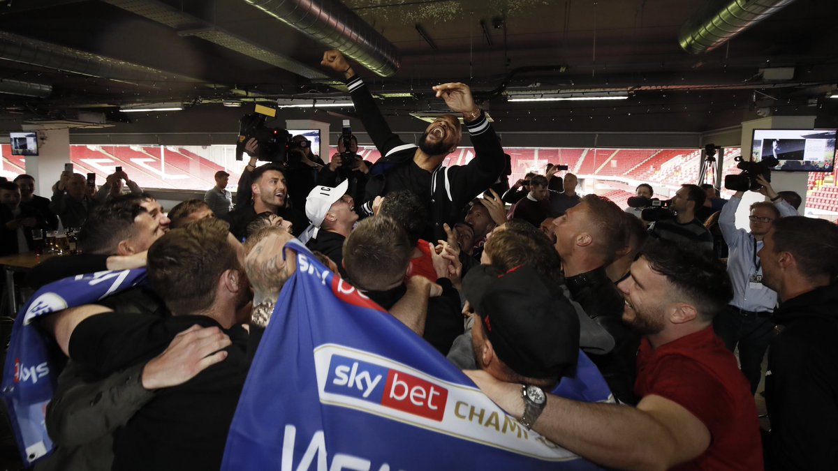 152 best Twitter @sufc_tweets images on Pholder | Your Golden Glove ...