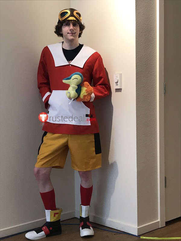 Pokemon Trainer Gold Cosplay