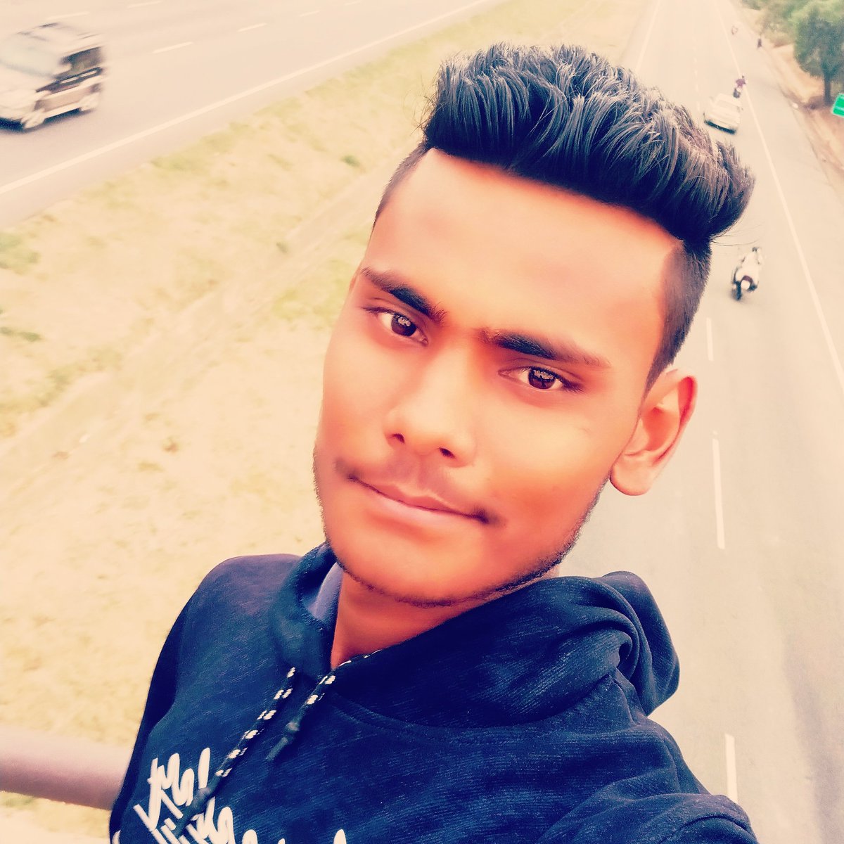 UTKARSH TRIPATHI (@UTKARSH97614830) | Twitter