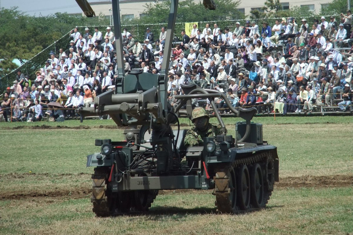 ホークミサイルの運搬ローダーがかわいい - Togetter [トゥギャッター]