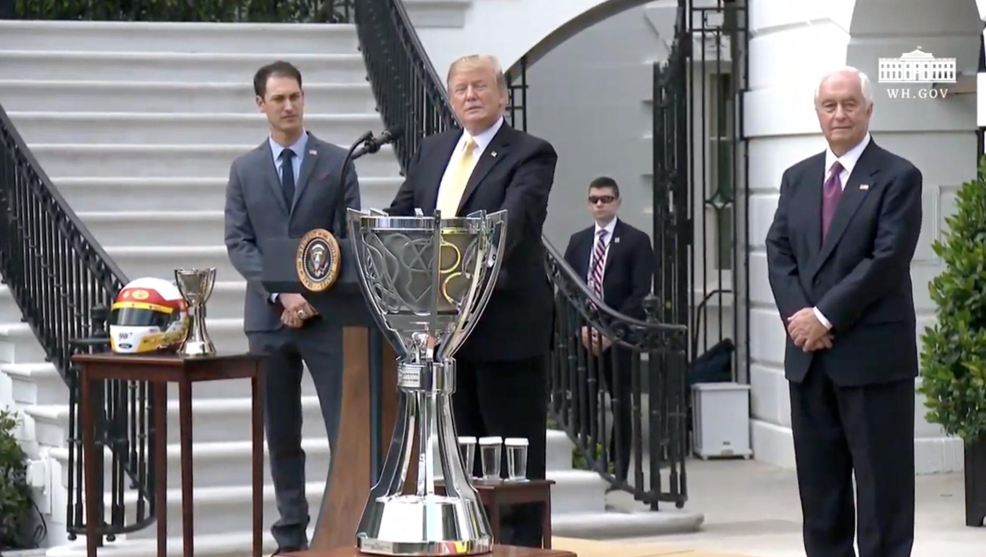 Jay Busbee on Twitter: "Joey Logano, hanging with the president https://t.co/QN8Com4oha" / Twitter