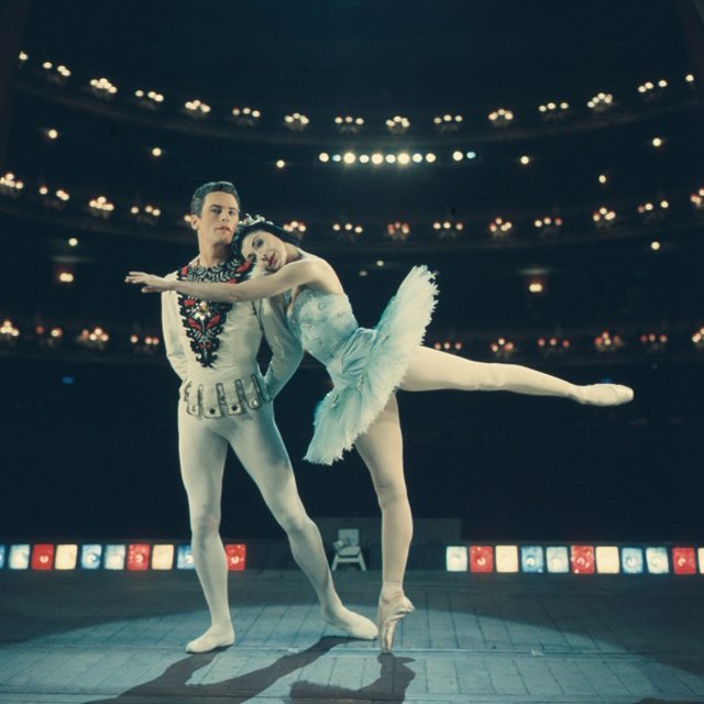 The Royal Ballet on Twitter: "Margot Fonteyn and Michael Somes on stage at the Royal Opera House ...