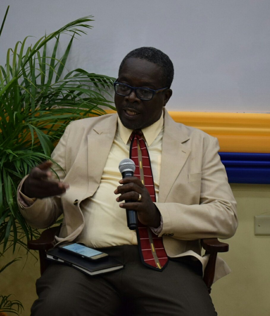 Jamaica Gleaner on Twitter: "#MediaFreedomJa: Editor-at-large, Arthur Hall, implores journalist ...