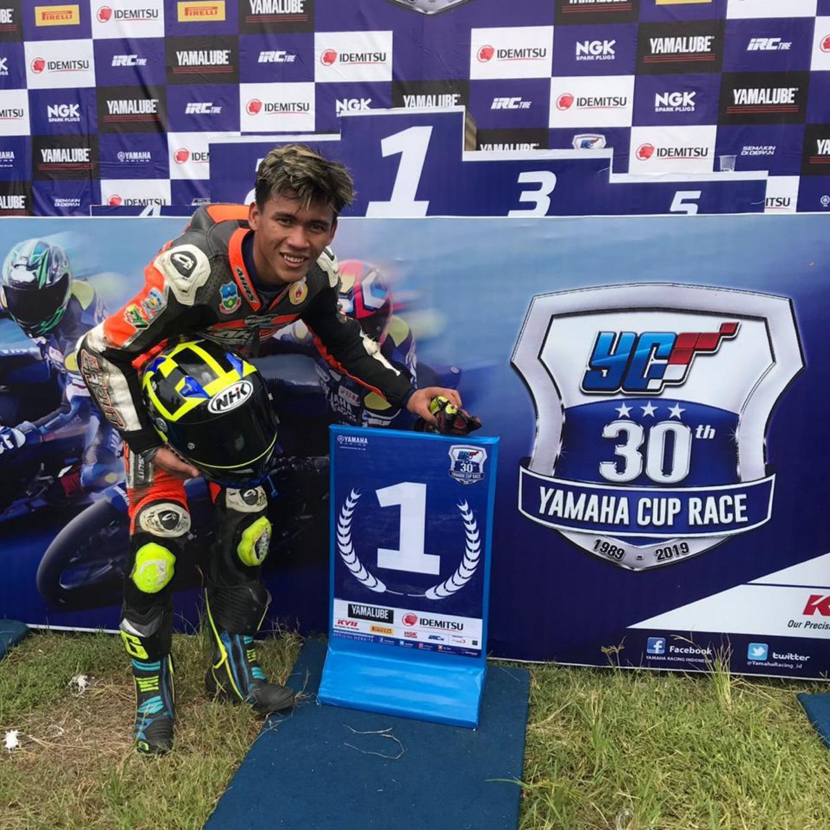 Juara YCR8 #F1ZR #YCRBoyolali 🏁 5 terbaik : 🏆P1 🔵 Ikhsan Lala (Aira YDJ ...