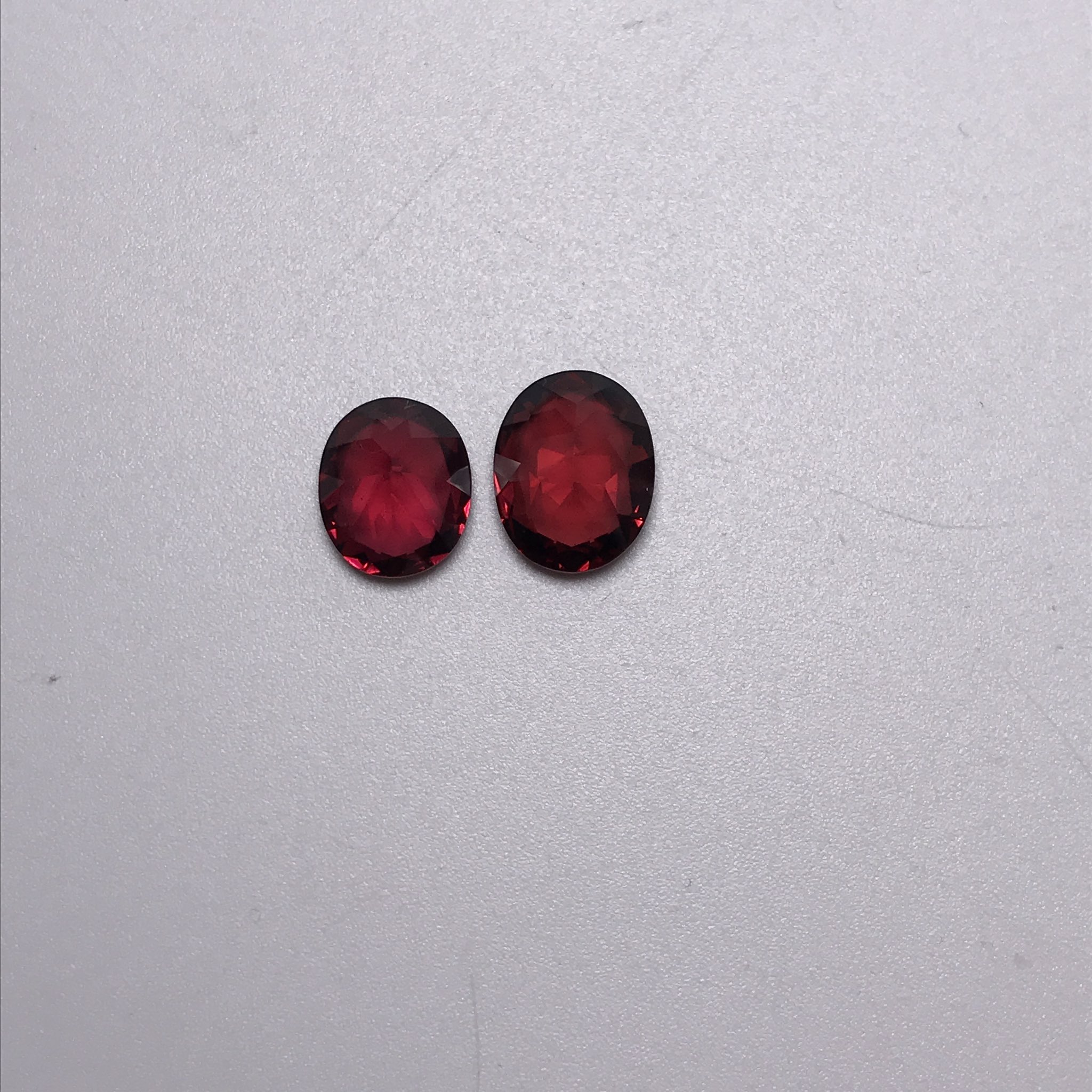 Kimwoo in GemtoChina.com on Twitter: "Red Garnet in Ruby Color. Rare Garnet from Madagascar. It ...