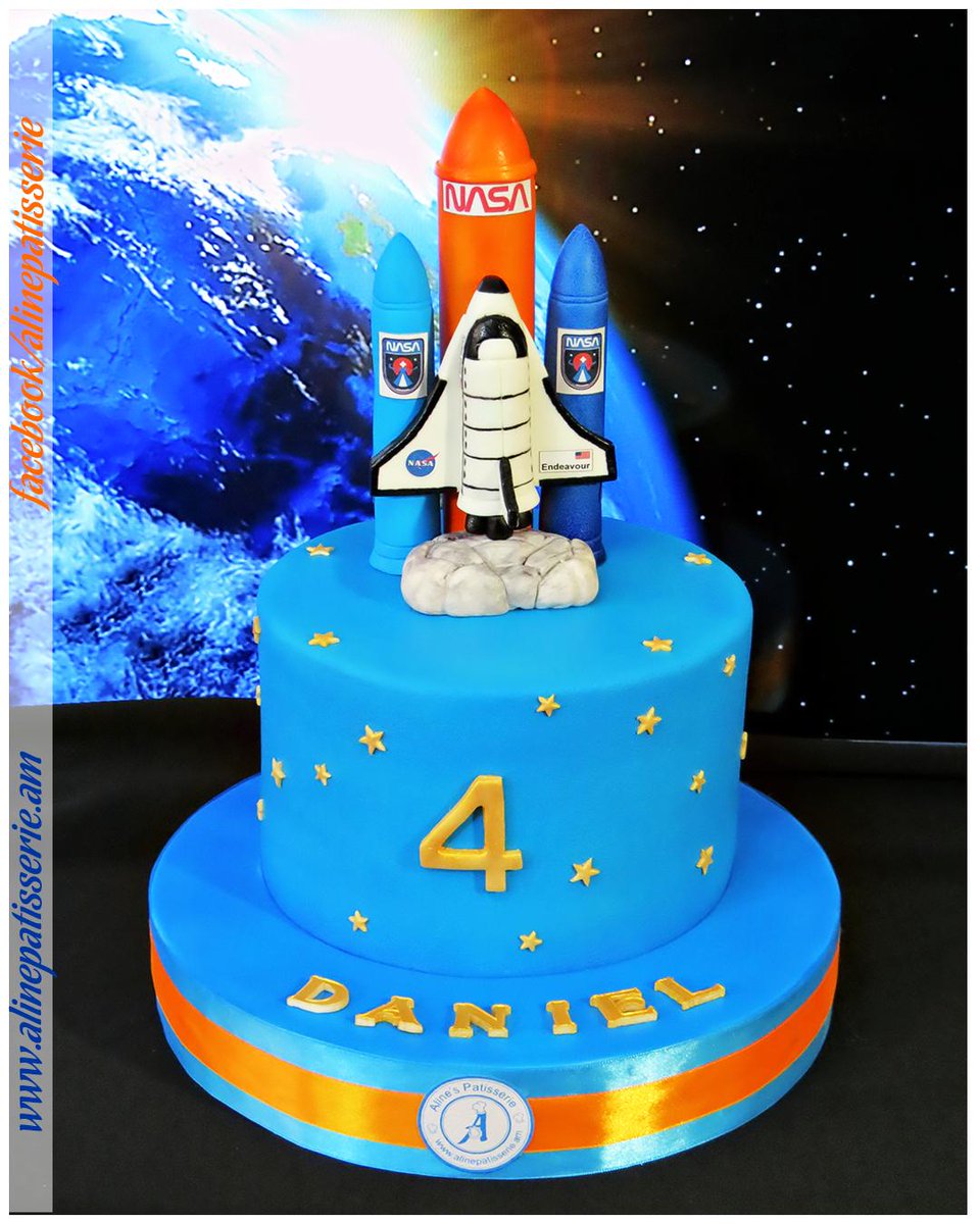 Landing Space Shuttle Cake