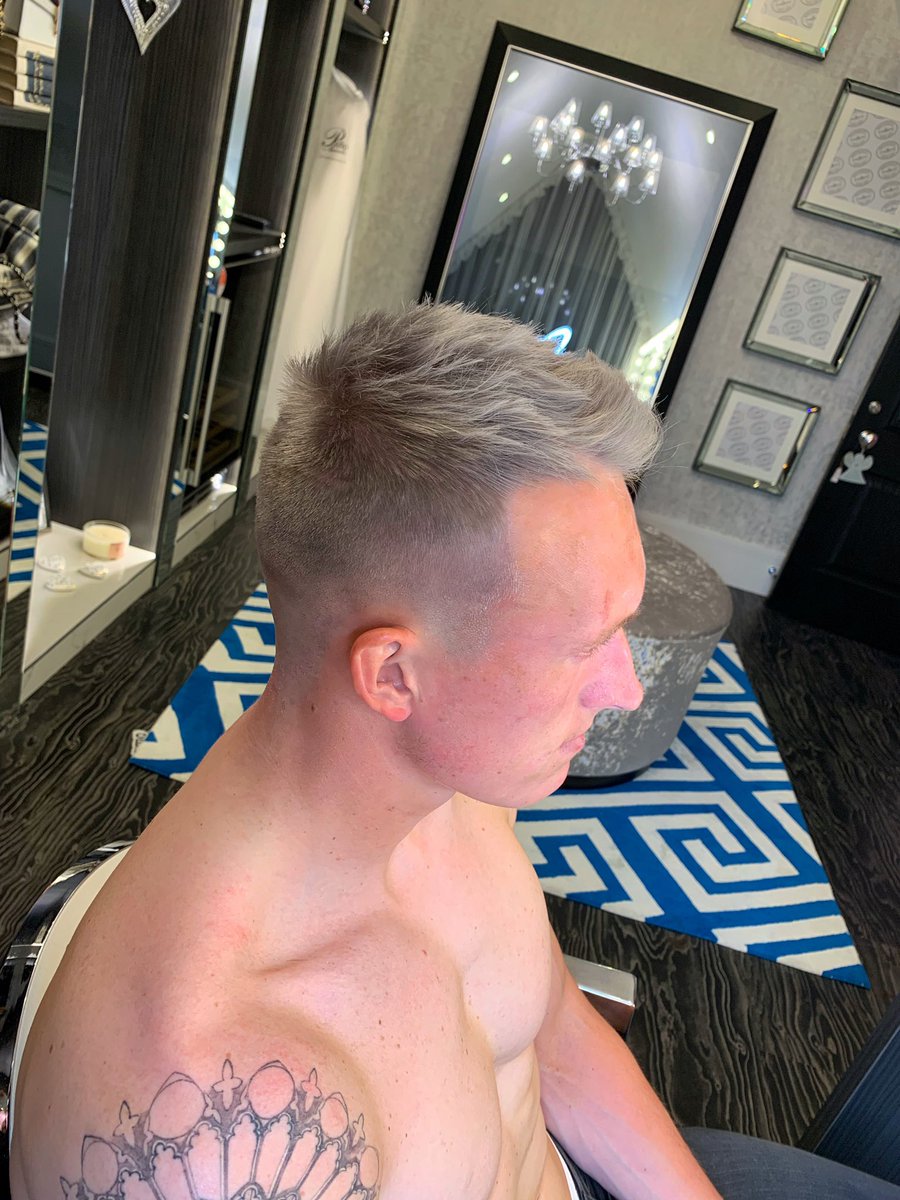 Goal on Twitter: "What do you make of Phil Jones' new haircut? (📸: @Simon_Townley)…