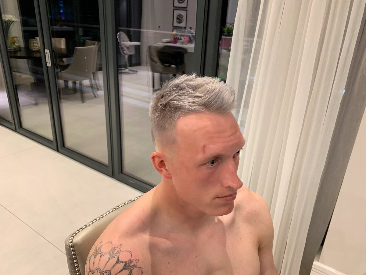Goal on Twitter: "What do you make of Phil Jones' new haircut? (📸: @Simon_Townley)…