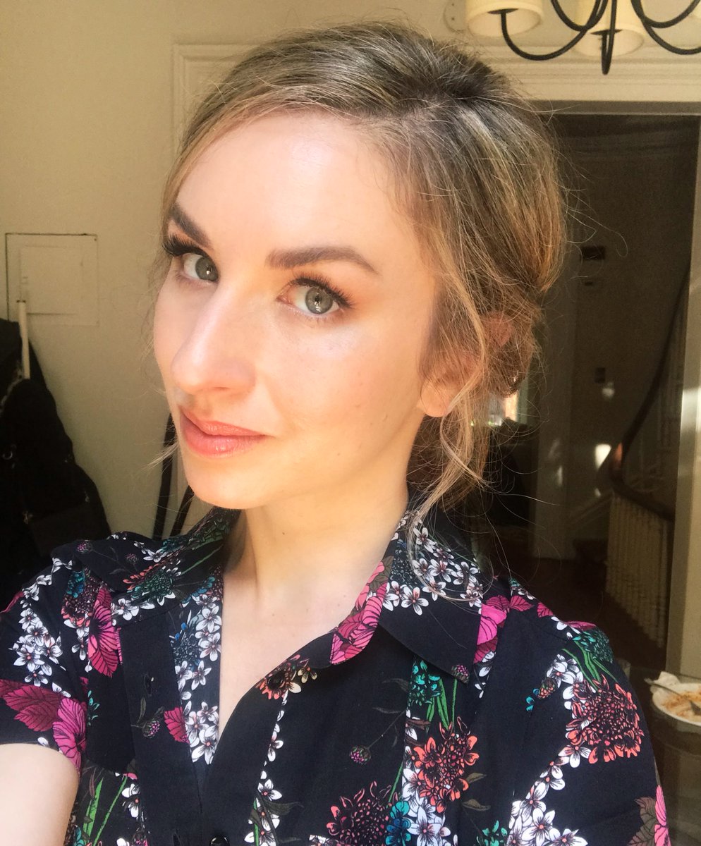 Ashley Mayer's Instagram, Twitter & Facebook on IDCrawl