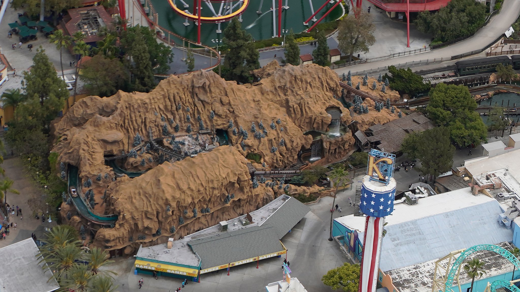 Knotts Berry Farm Timber Mountain Log Ride