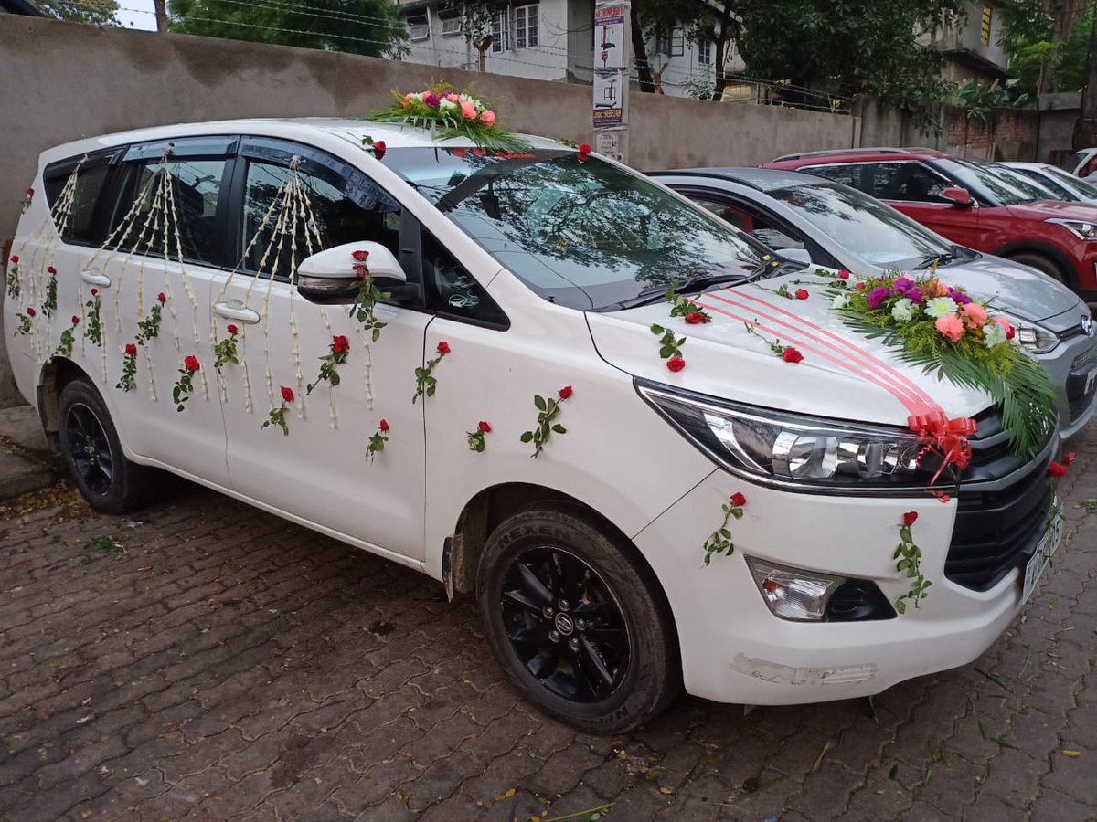 RedComm - Hire Innova for Weddings at Low Price, Hire Innova in ...