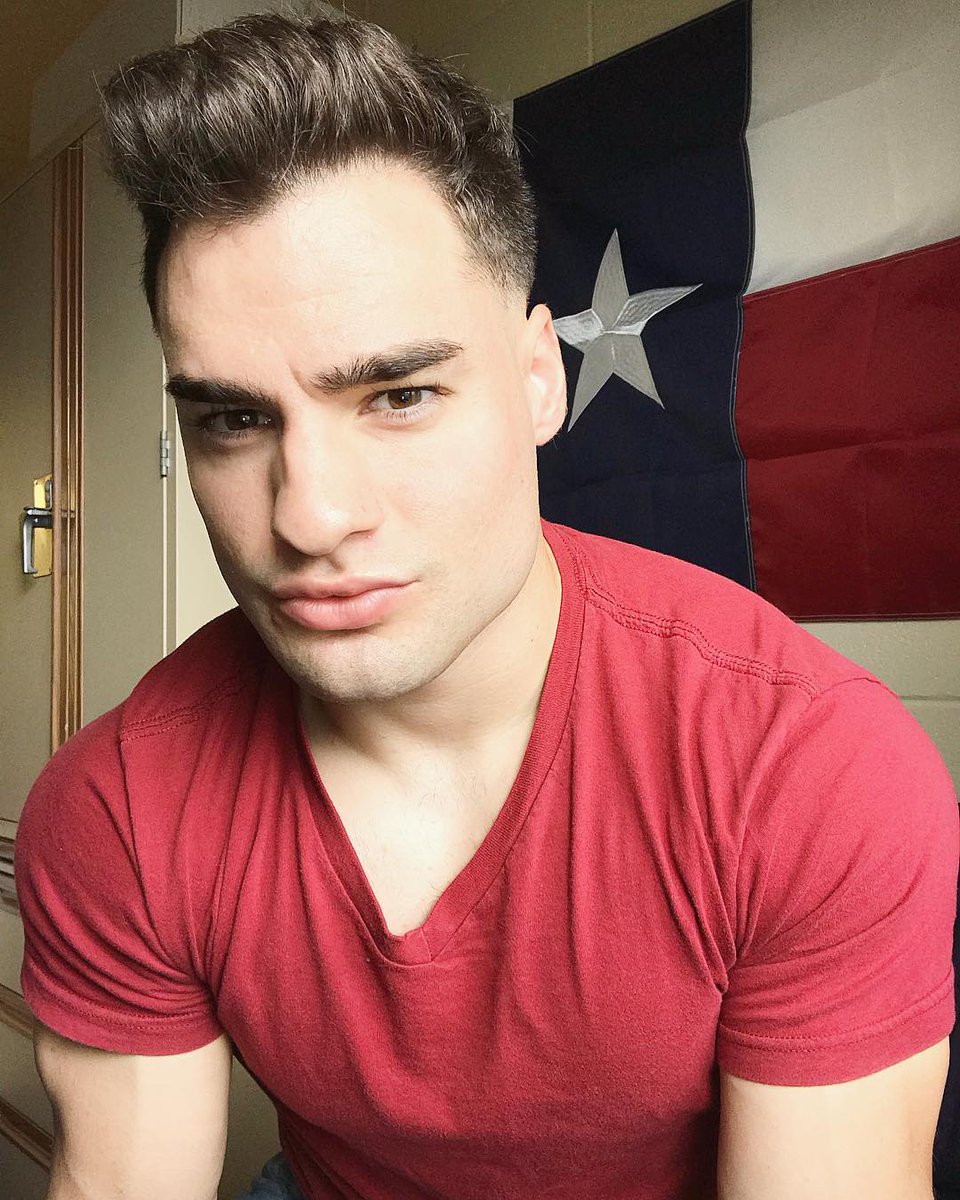 Julian Arroyo's Instagram, Twitter & Facebook on IDCrawl