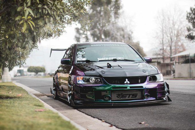 Custom Mitsubishi Evo 8