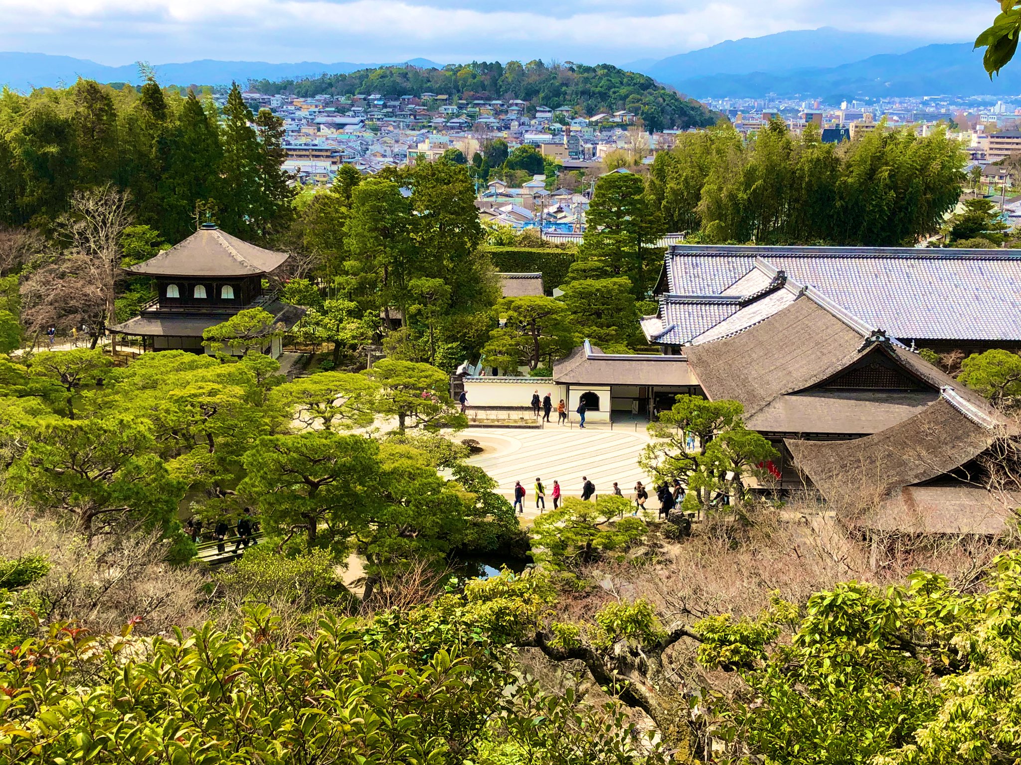 日本庭園メディア『おにわさん』中の人 On Twitter ⛳️銀閣寺庭園⑥。 高台へ登ると、かつて足利義政公の茶席のあった漱蘚亭跡と