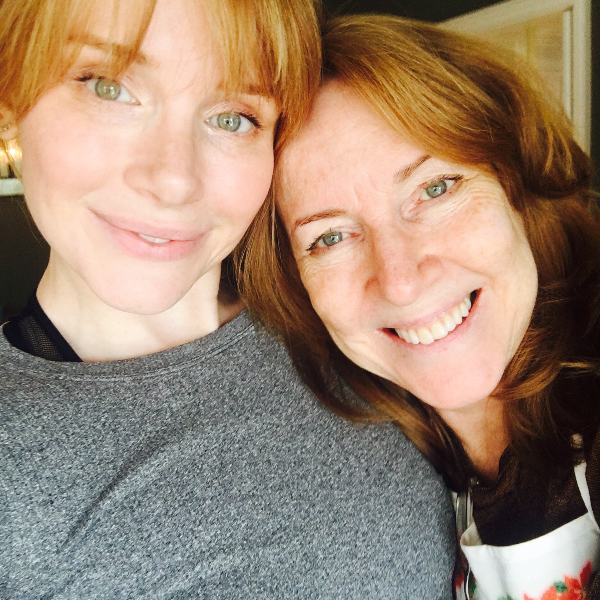 Bryce Dallas Howard Mother Bryce Dallas Howard On Growing Up With Ron