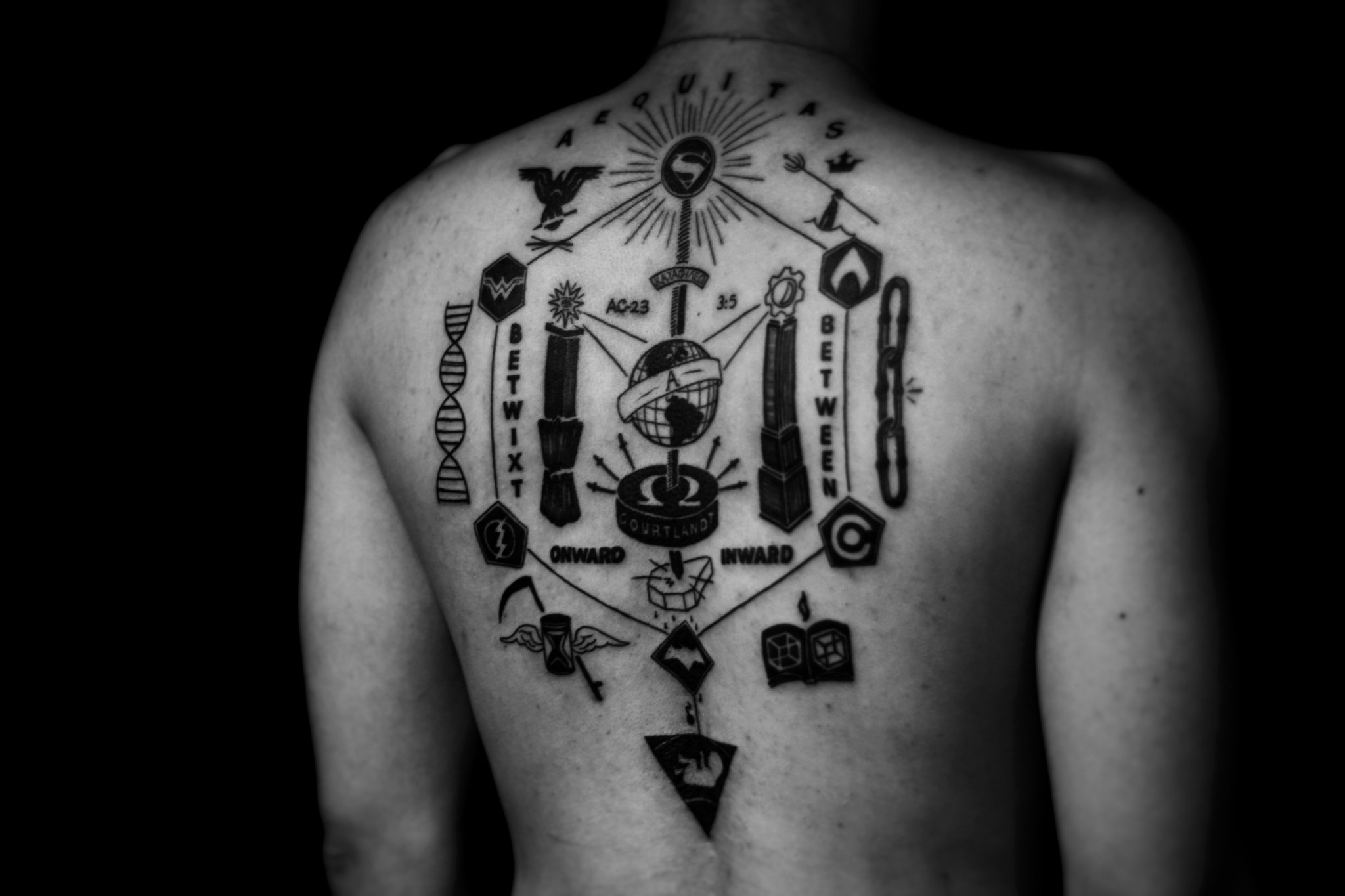 Zack Snyder Back Tattoos Iron Studios Steppenwolf Art Scale 1/10