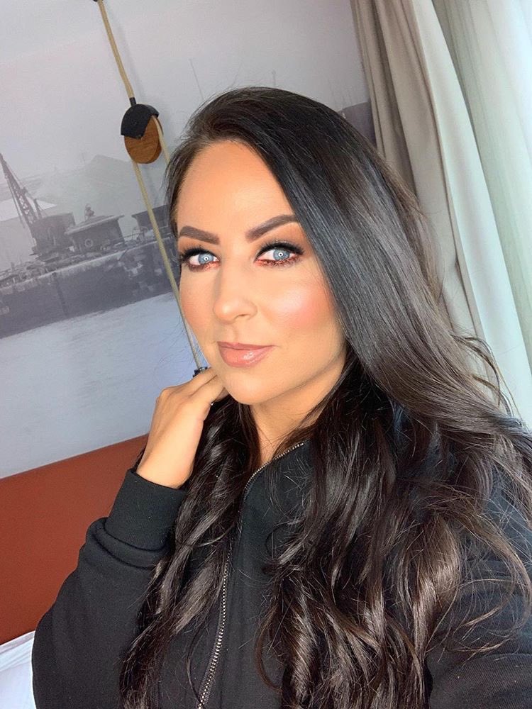 Tenille Dashwood's Instagram, Twitter & Facebook on IDCrawl