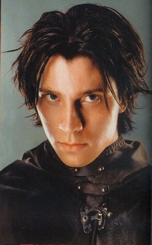 Garrett Hedlund Eragon Scar