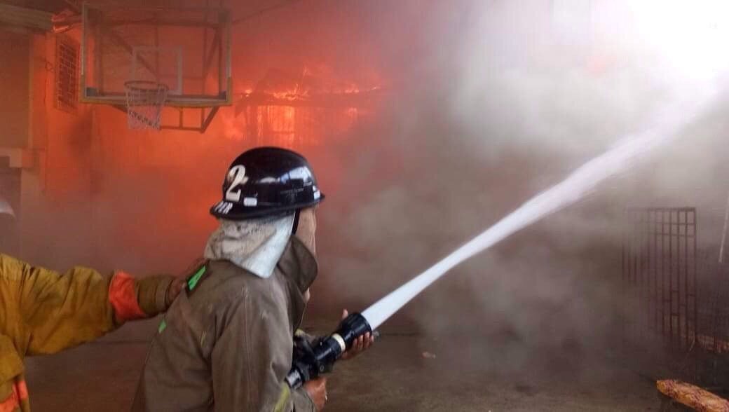 LOOK: Houses razed by fire in sitio puntod Barangay Alaska Mambaling ...