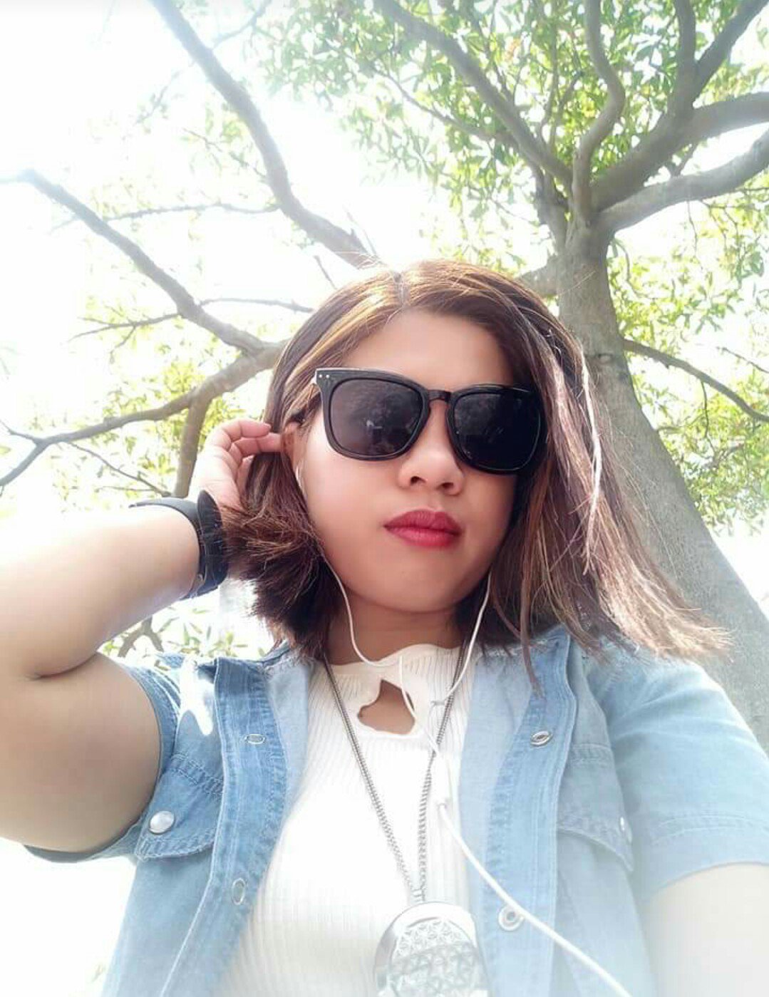 Aye Mi San (@AyeMiSan18) / Twitter