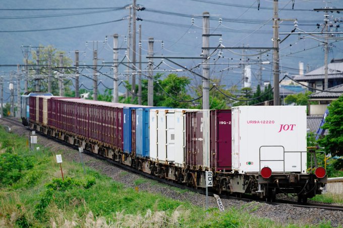 JOTの新型コンテナ UR19A 桜帯 - Togetter