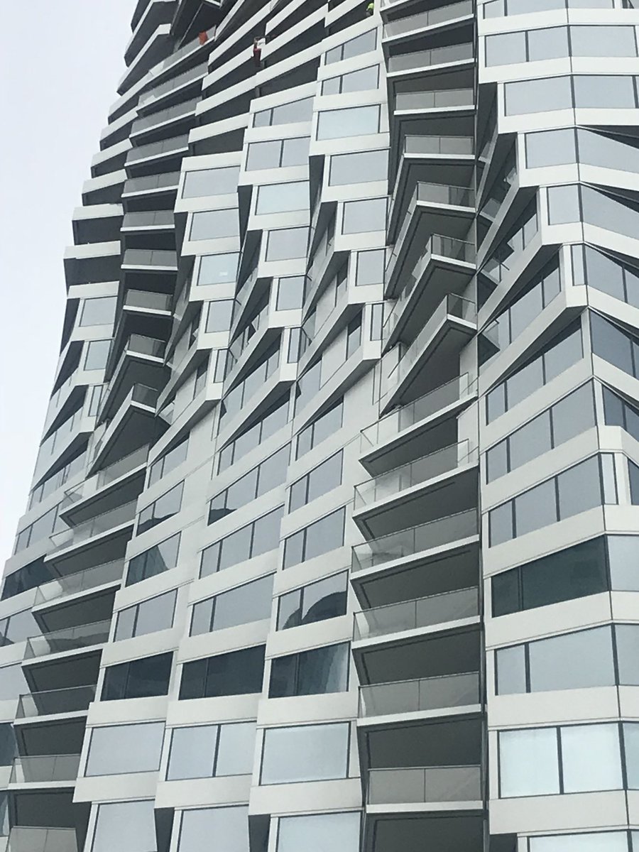 And how the hectic high-rise looks in today’s foggy light | Scoopnest