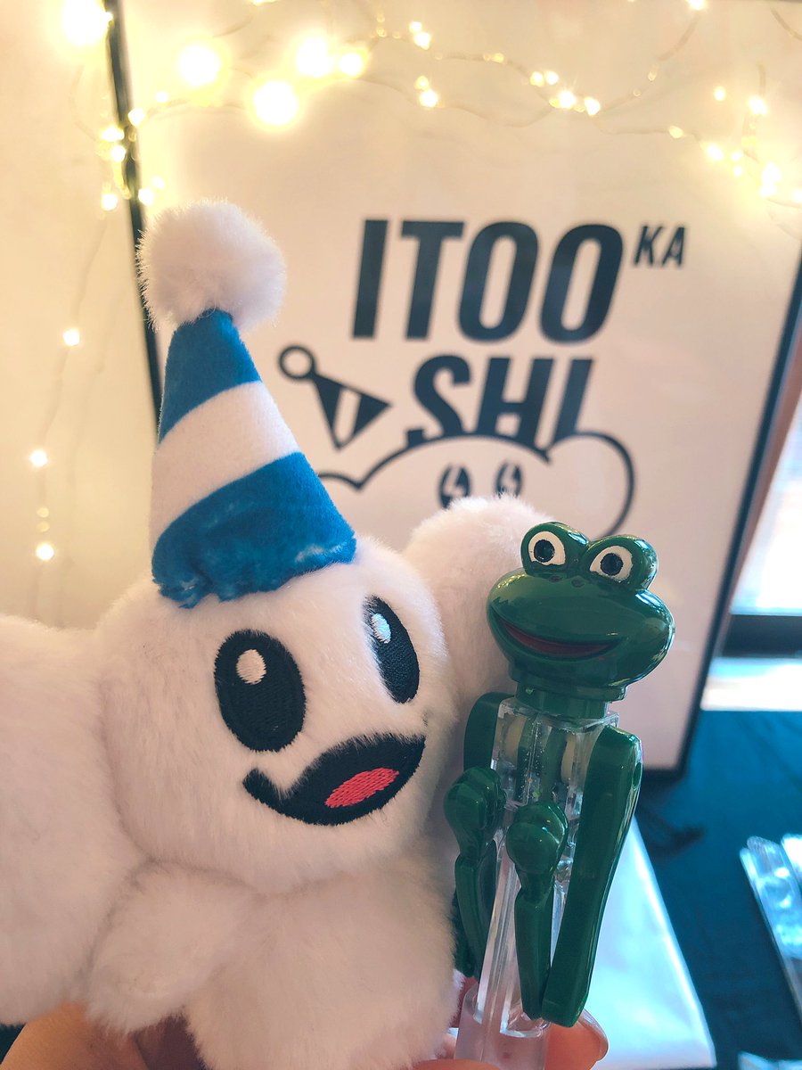 「菓(@cotora_design )さんの展示へ!!こじとらくん天国!!こじとらくん天国!!ぬいぐるみ買えて良かった。 」shigemiの漫画