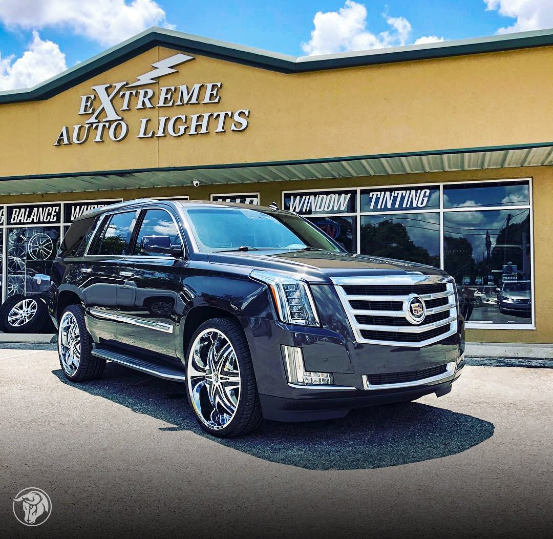 Escalade With 26 Inch Rims
