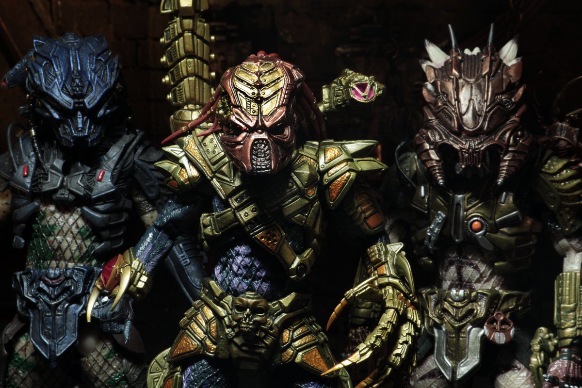 NECA’s Thermal Vision Fugitive Predator Hits Target - Alien vs ...