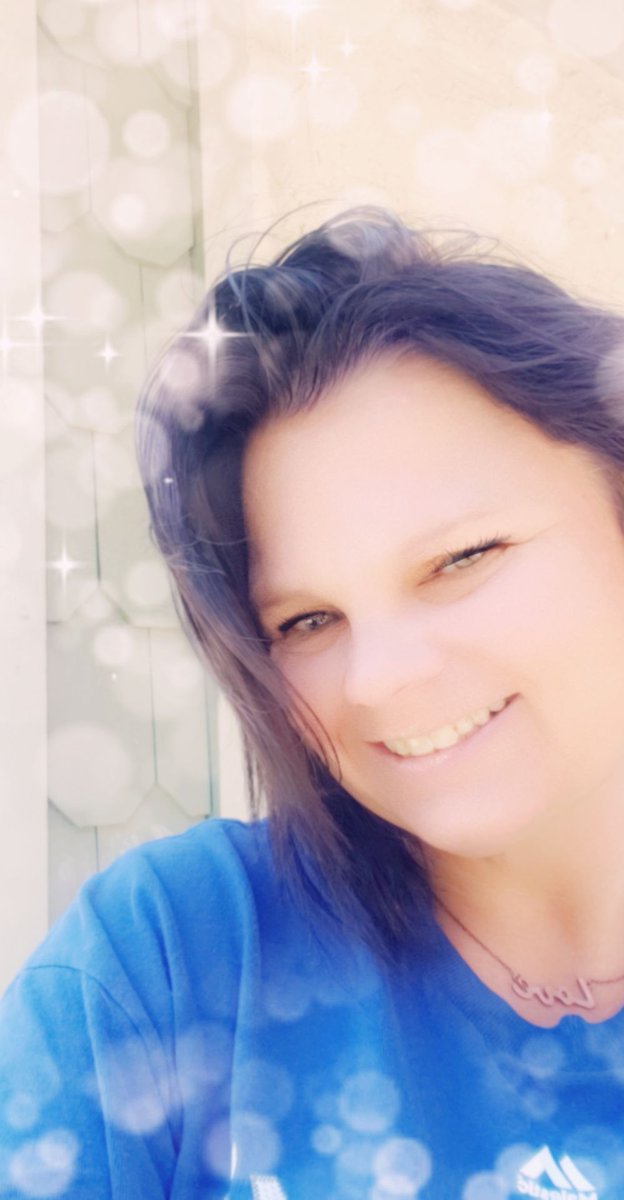 Victoria Butterfield's Instagram, Twitter & Facebook on IDCrawl