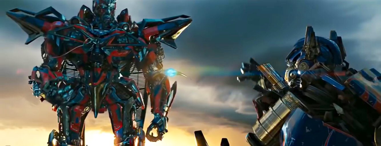 Transformers Dark Of The Moon Optimus Prime Vs Sentinel Prime