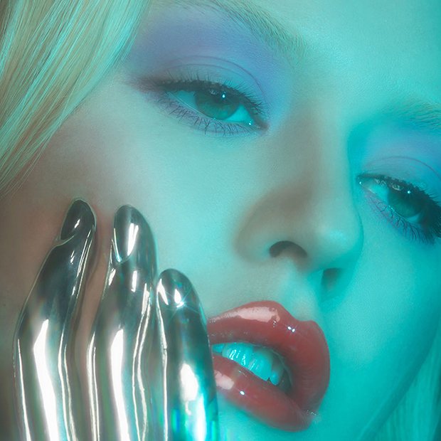 Chloe Kohanski is reborn as chloemk & "internet-pop" will never be the ...