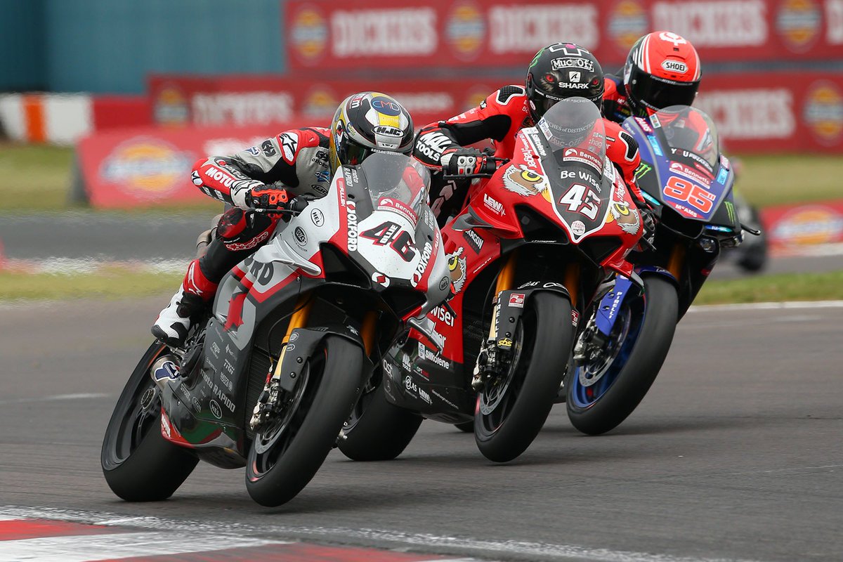 Bennetts British Superbike Championship on Twitter: "How close do you like it in @bennetts_bike ...