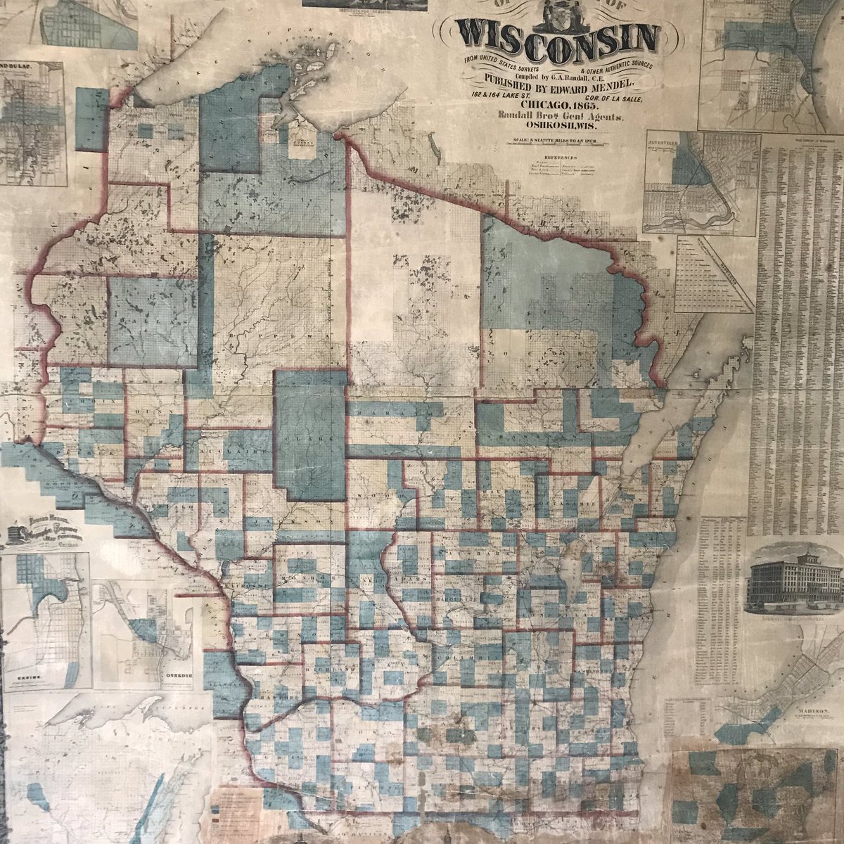 Wisconsin: Leinenkugel's unveils 15-can fan pack in Wisconsin, can wear ...