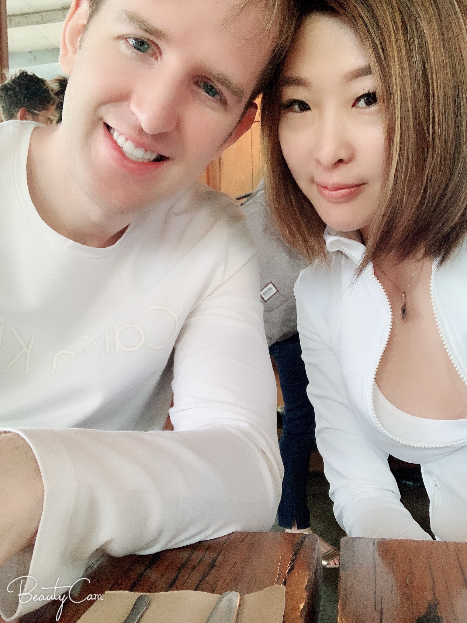 kitty kuo on Twitter: "Asian think American only care their own happy,I run away Asia bc stupid ...