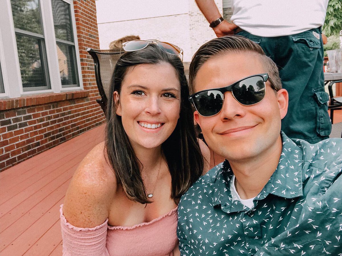 Rebecca Schoenfeld's Instagram, Twitter & Facebook on IDCrawl