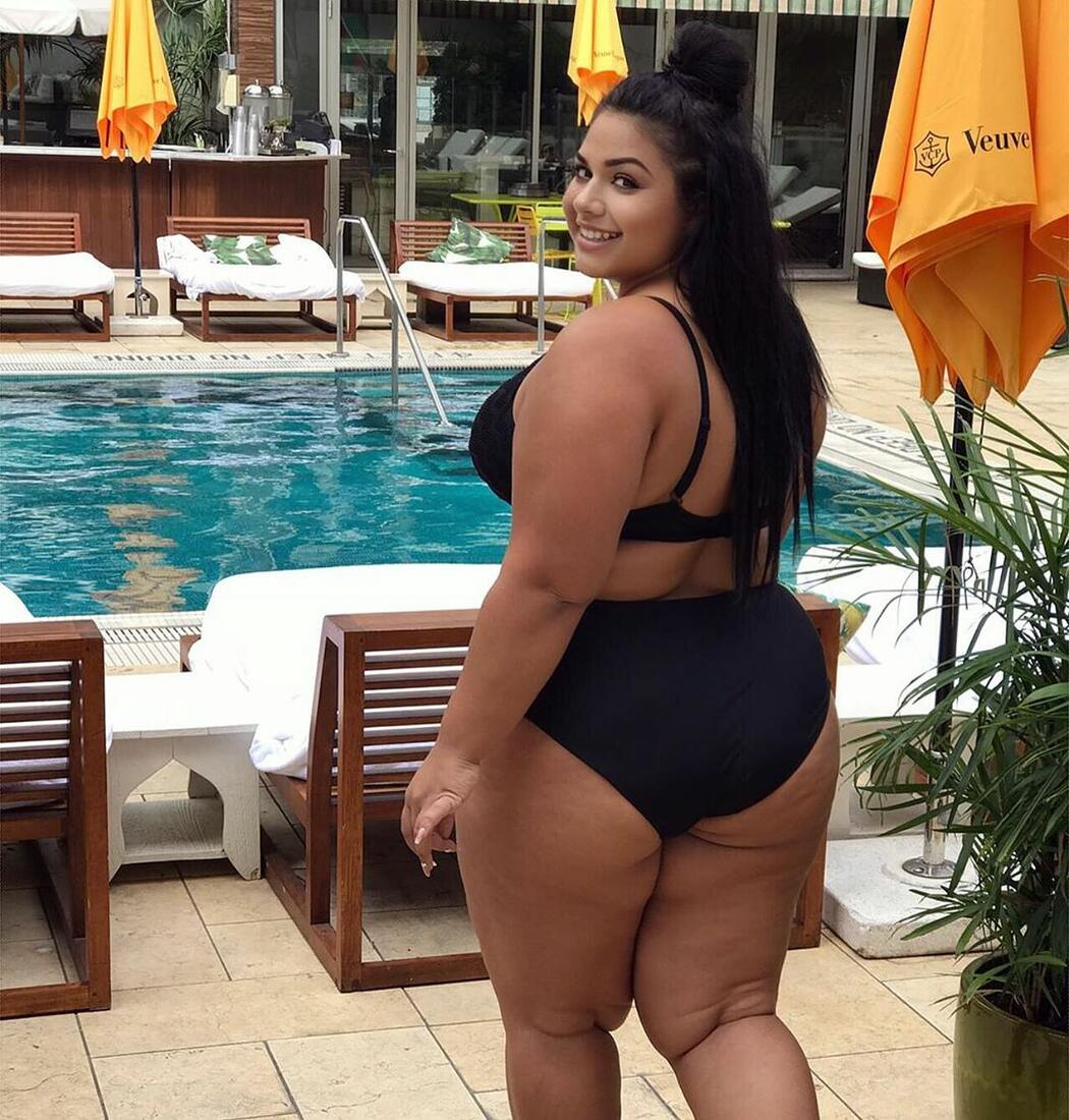 Curvage Curvy Women on Twitter: "Post in Diana Sirokai https://t.co/OeE9Vzlbgf #Curvage #Curvy # ...