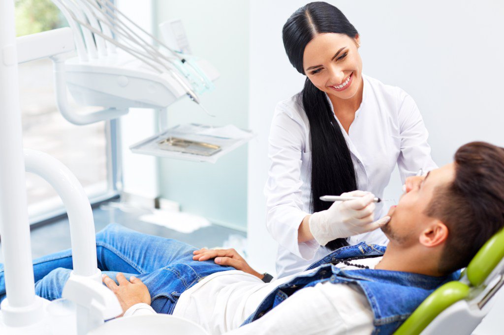 What is the difference between a regular dental cleaning and a ... What is the difference between a regular dental cleaning and a ...