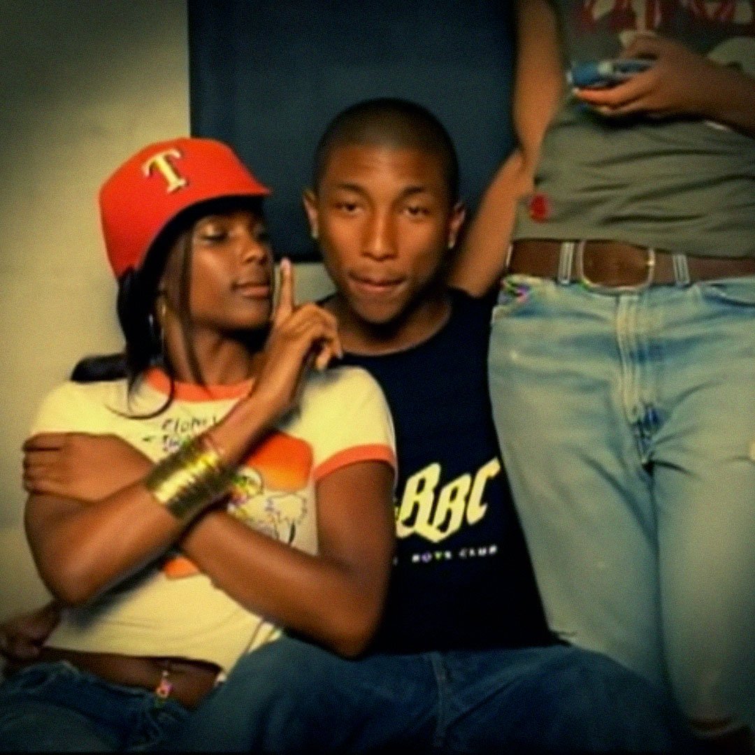 HYPEBEAST Music on Twitter: "Never forget Jay-Z flexing with the new digital camera. @Pharrell's ...